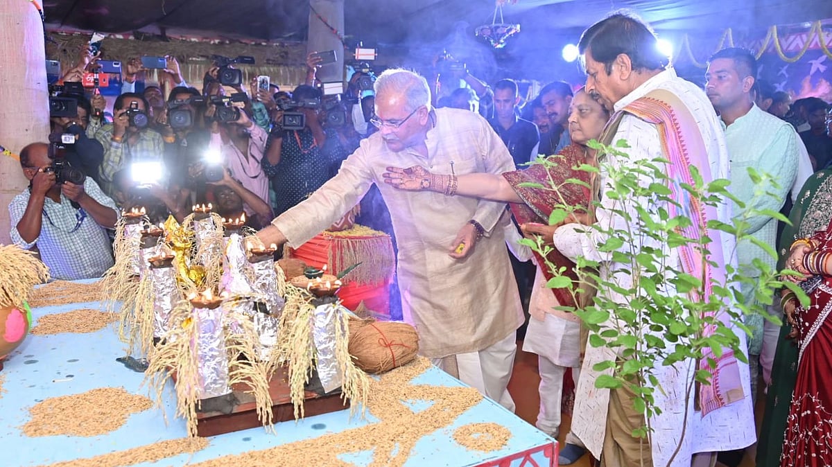 Dewari Tihar Chattisgarh : छत्तीसगढ़ सीएम निवास में हुआ देवारी तिहार और ...