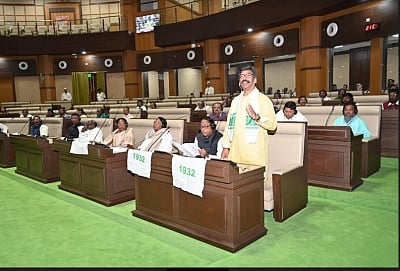 Jharkhand: स्थानीय लोगों को नौकरी, OBC आरक्षण बढ़ाने का विधेयक विधानसभा ...