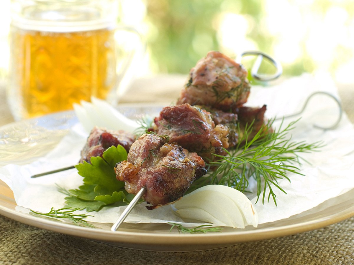 Beer Pairings: Know What Drink to Down With Those Yummy Kebabs!