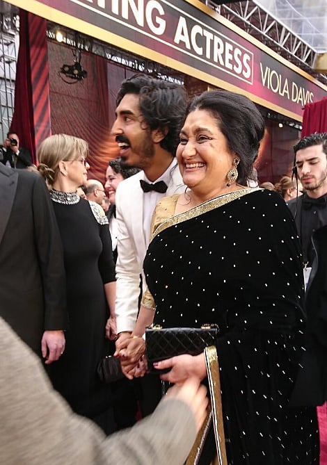 Adorable! Dev Patel Brings His Mom to the Oscars