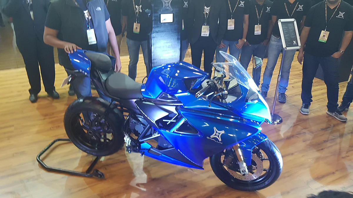 Emflux One Electric Superbike Rolls Out for Rs 6 Lakh in India
