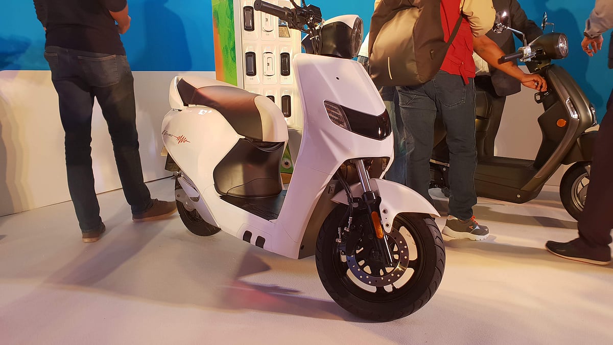 Twenty Two Kymco Launches Electric Scooter With Fast Charging Tech