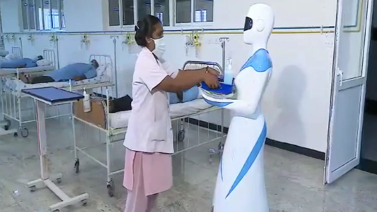 Private Company Invents Robots to Sanitise Public Spaces, To Serve ...