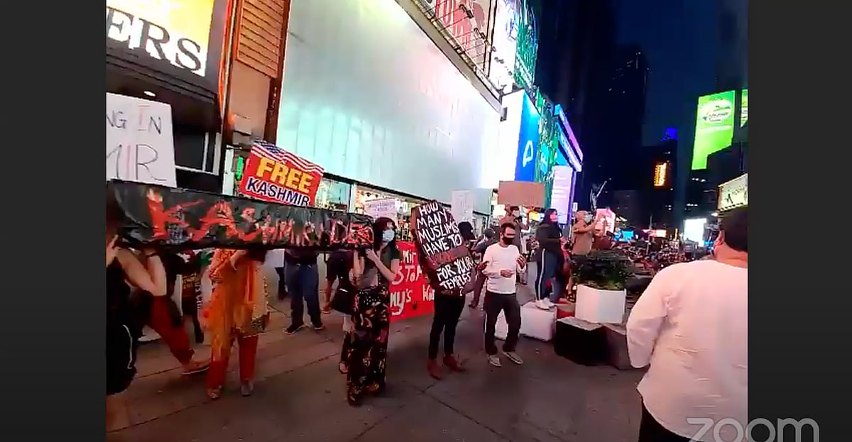 Indian Diaspora Assembles in Times Square to Protest, Celebrate Ram ...