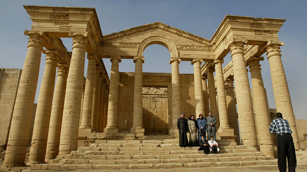 Watch: ISIS Militants Destroyed Ruins at The Ancient City of Hatra