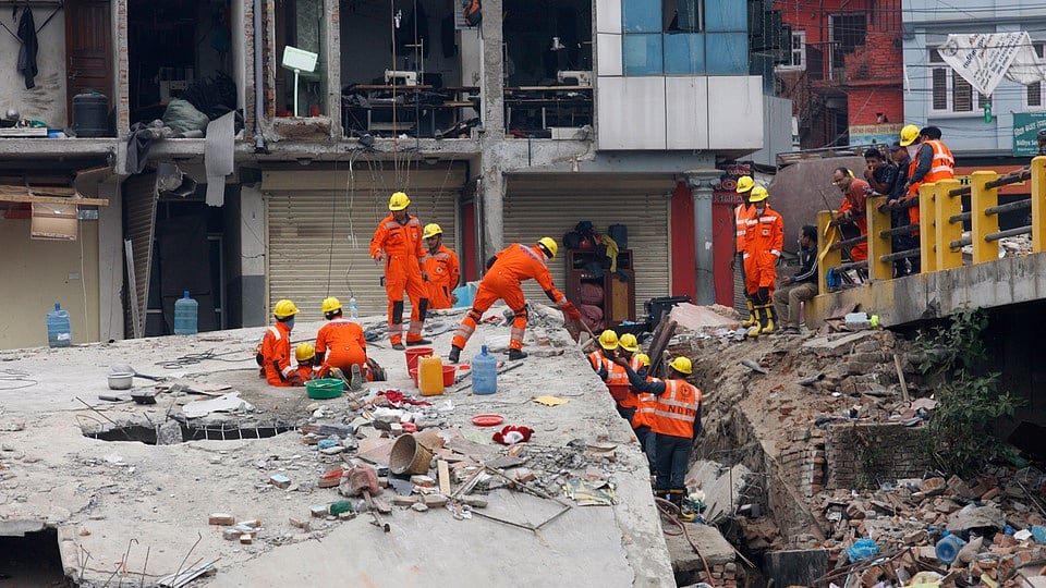 Over 4000 Dead; Operation Maitri in Full Swing #NepalEarthquake