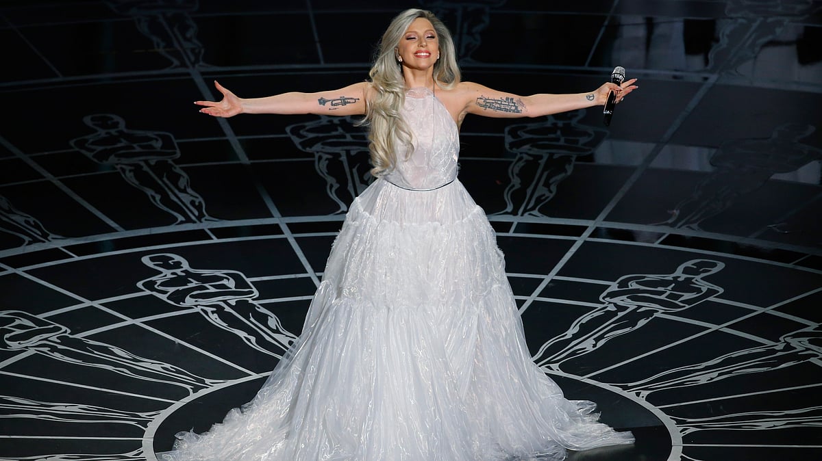 Flamboyant Lady Gaga to Go Simple With Her Wedding Dress?