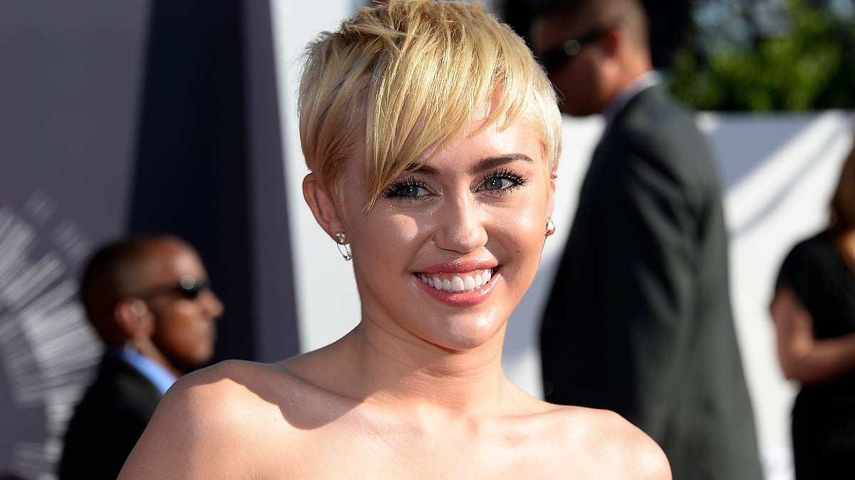 Miley Cyrus and ‘Bubba Sue’ on the Cover of Paper Magazine