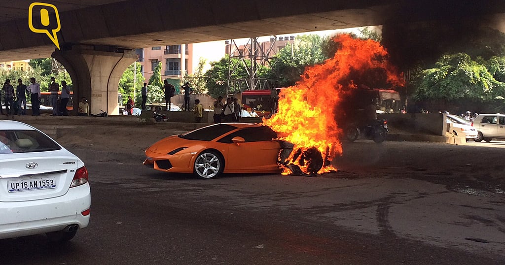 On Video: Lamborghini on Fire, Hope It’s Not Yours