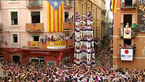 Catalonia’s Castle Festival Touches New Heights