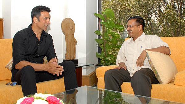 Arvind Kejriwal Meets Akshay Kumar