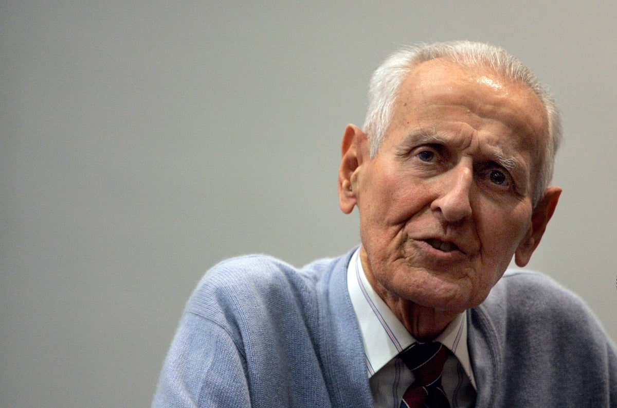 Crusader of Assisted-Suicide, Dr Kevorkian’s Papers Made Public