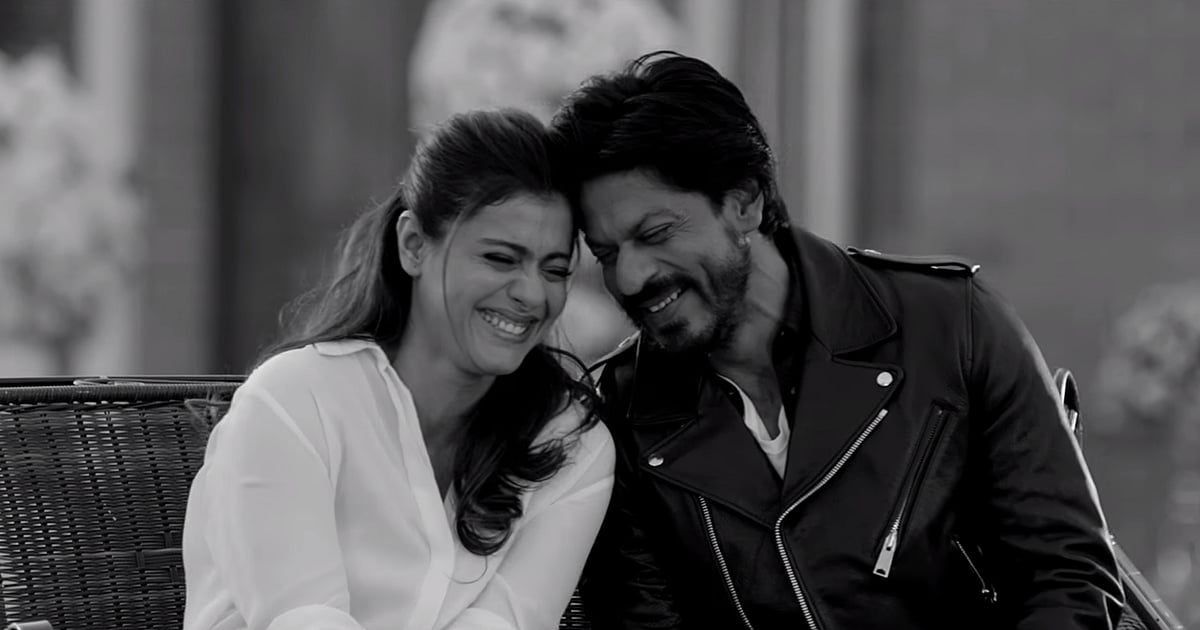 Shah Rukh and Kajol Become Raj and Simran of DDLJ All Over Again