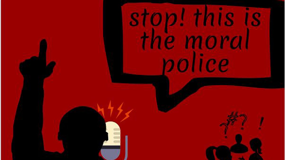 Muthalik, Bajrang Dal Back K’taka’s Clamp Down on Moral Policing