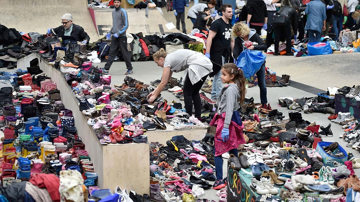 German Cabinet Agrees to Introduce ID Cards for Refugees