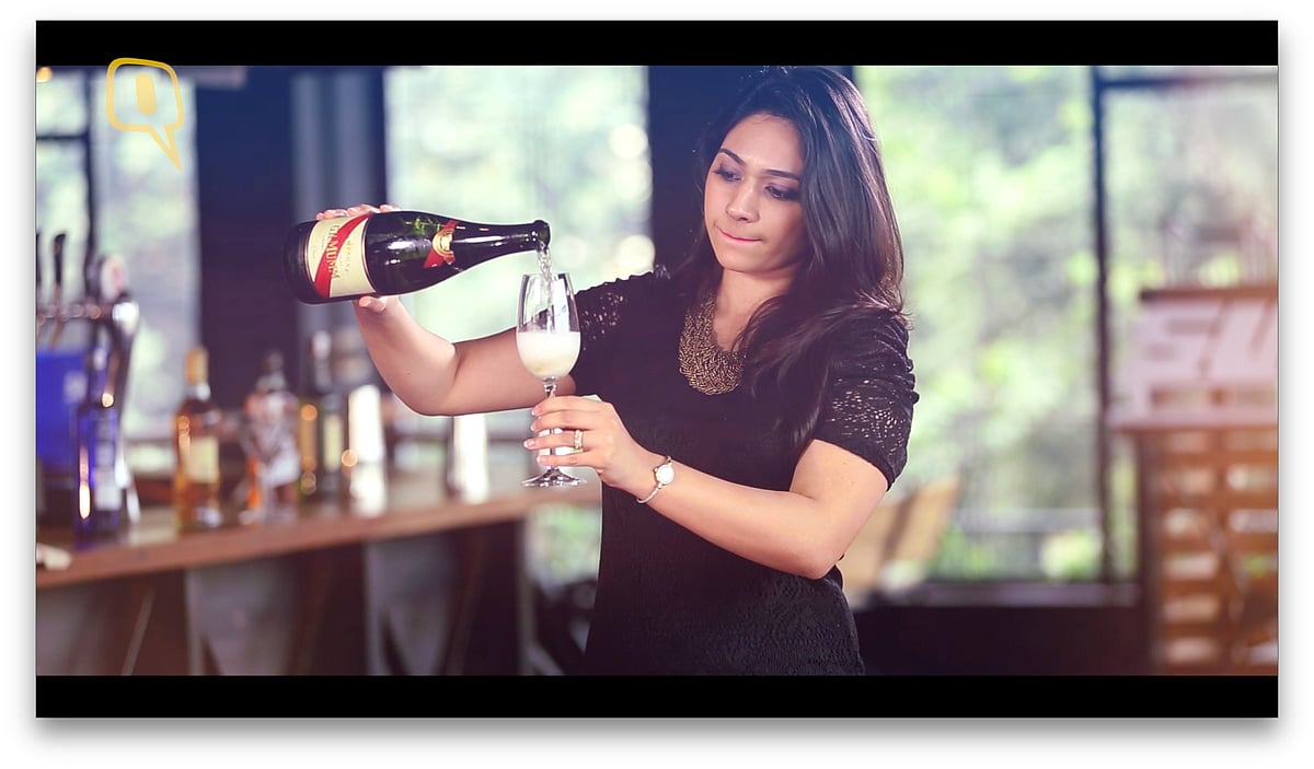 Celebrate in Style: How to Perfect the Art of Champagne Sabering