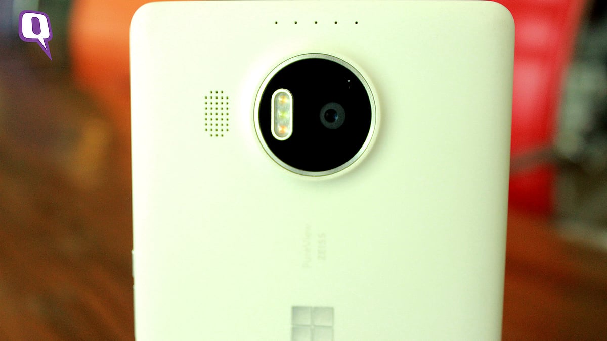 Review: Microsoft Lumia 950XL Is All About the Carl Zeiss Camera