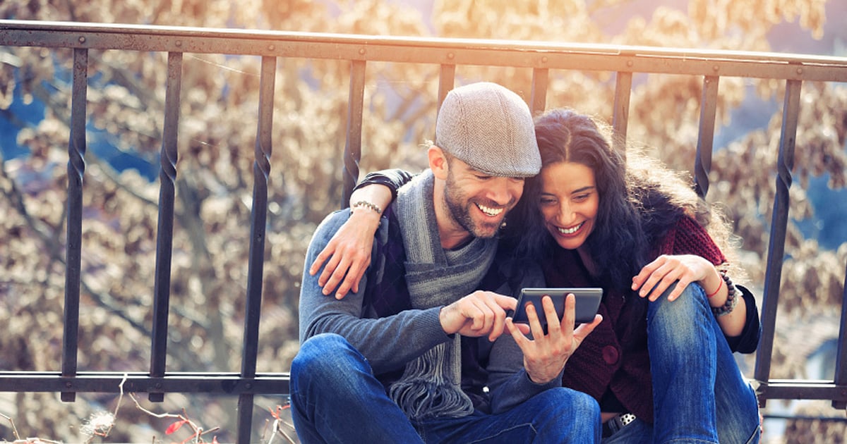 What Stage of Your Relationship Are You at? These 8 Apps Can Help