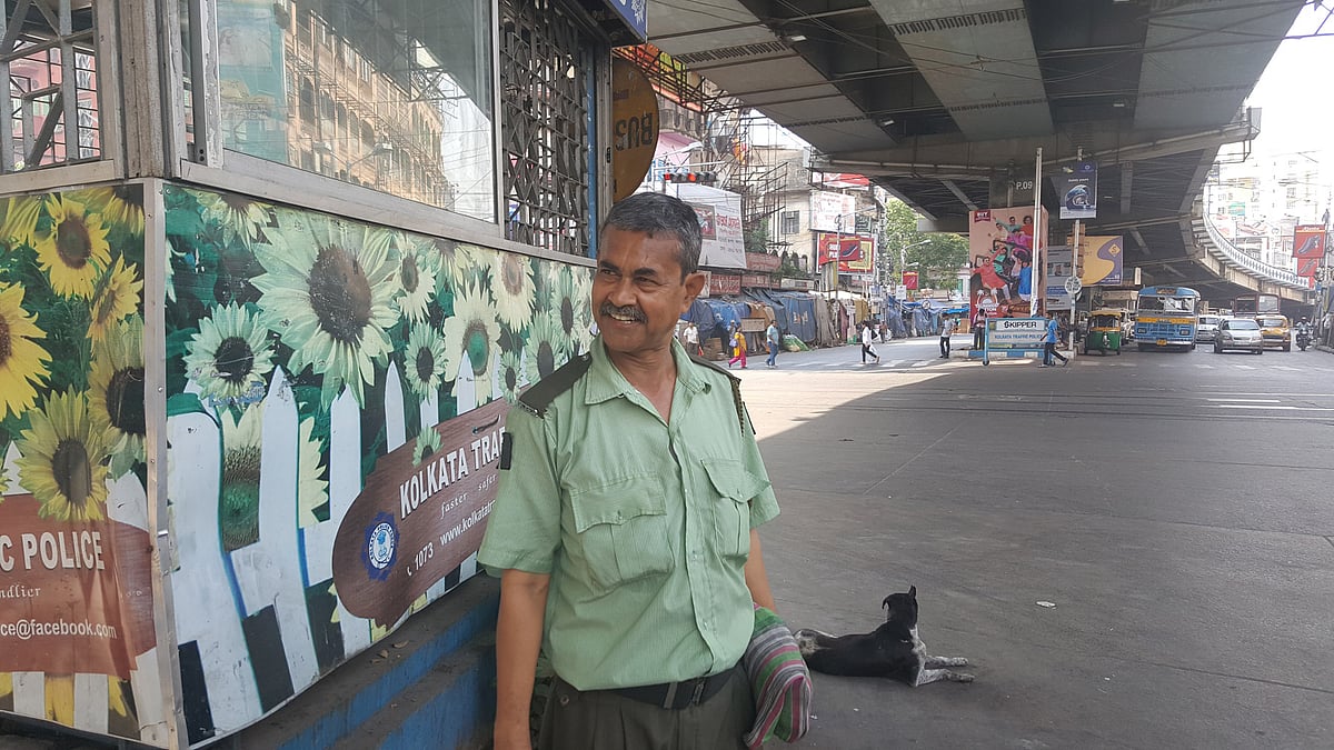 Men in Green and Blue, Meet Kolkata’s ‘Half Police’
