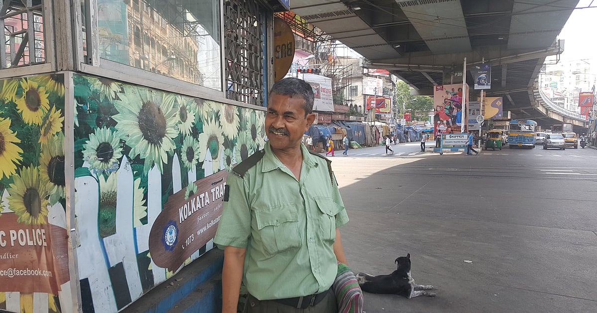 Men in Green and Blue, Meet Kolkata’s ‘Half Police’