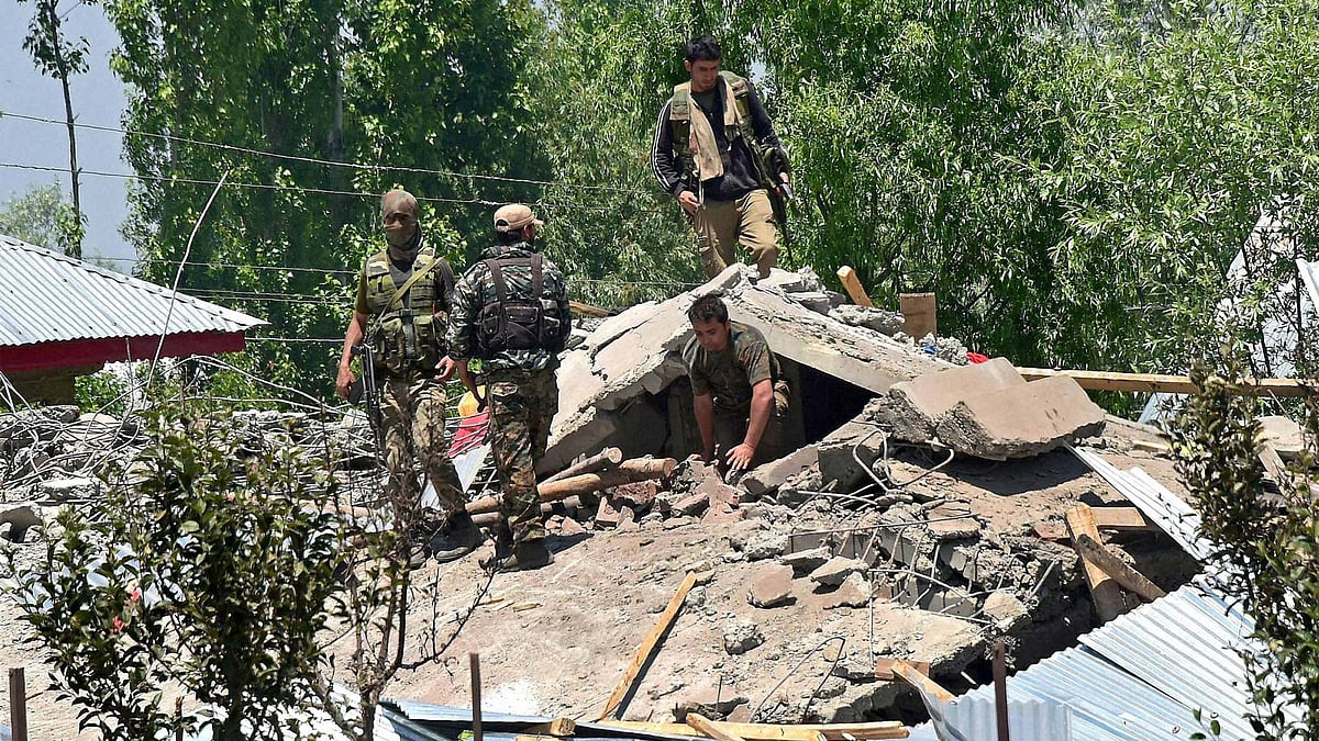 Jammu and Kashmir: 2 JeM Terrorists Killed in Encounter With Forces in ...