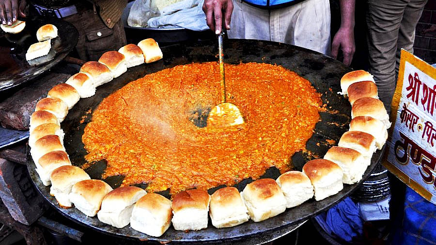 The 10 Yummilicious Indian Street Foods You Can’t Live Without