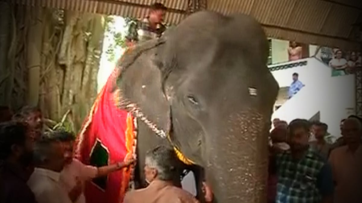 ‘Communist Govts Taking Over Hindu Temples,’ Says Ex-SC Judge; Netizens ...