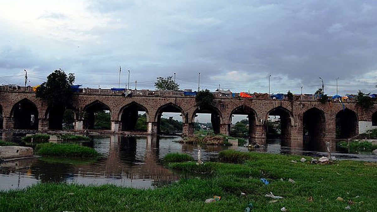 Hyderabad’s Once Mighty Musi River Is Now a Giant Sewer