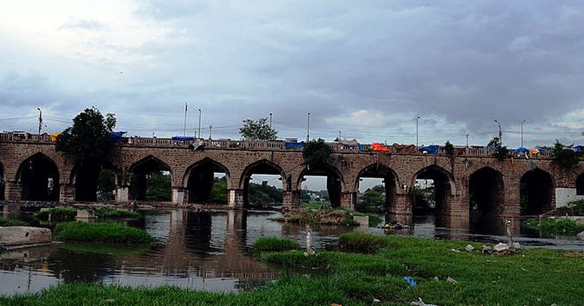 Hyderabad’s Once Mighty Musi River Is Now a Giant Sewer