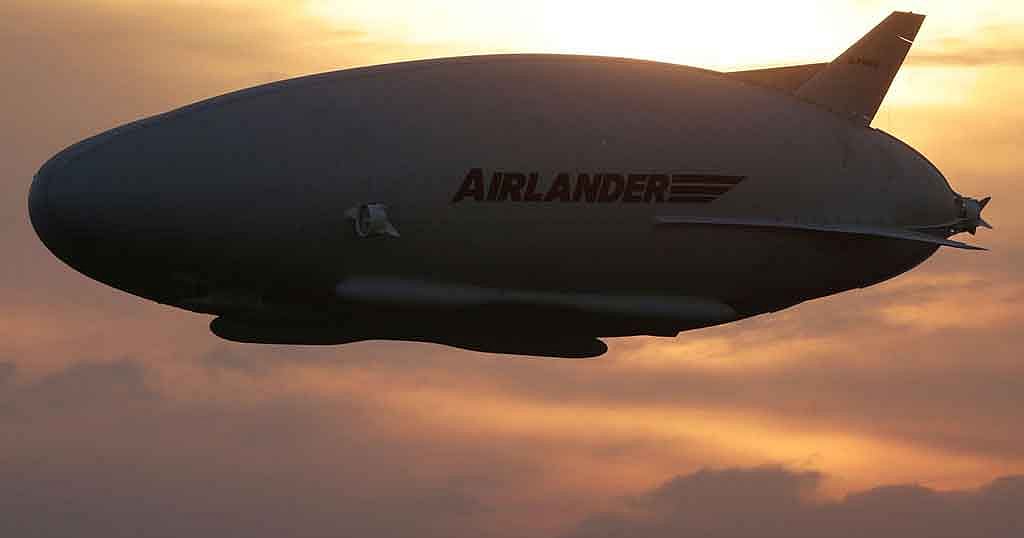 Giant Helium-Filled ‘Flying Bum’ Airlander 10 Takes Maiden Flight