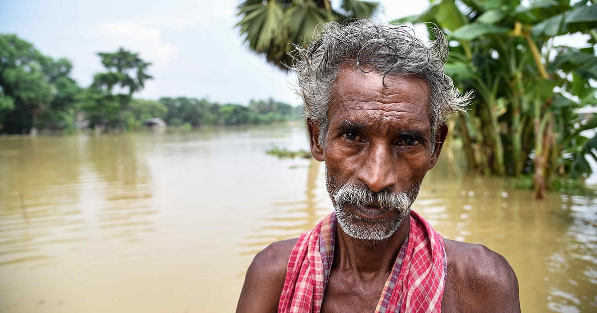 In Pictures: Life During West Bengal’s Man Made Flood