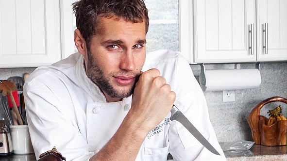 Internet’s Got Another “Hot Guy” to Drool Over, Will It Ever Stop?