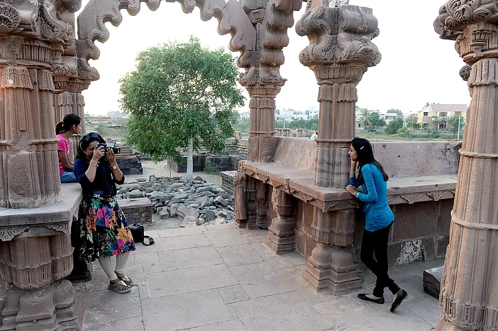 A Photographer Revisits the Devastating 2001 Bhuj Earthquake