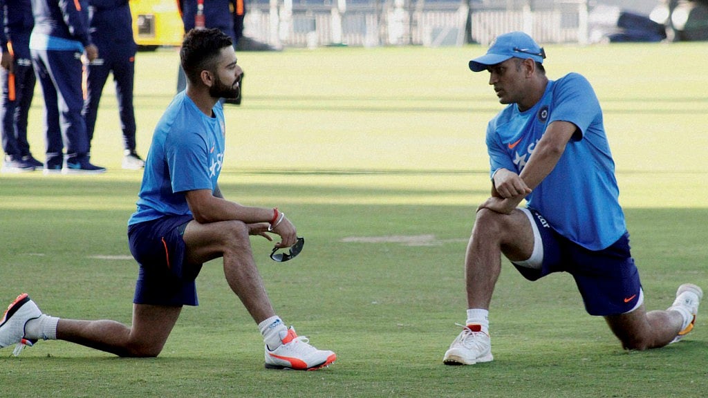 Watch MS Dhoni’s Bowling Action as India Prep for ODIs vs England