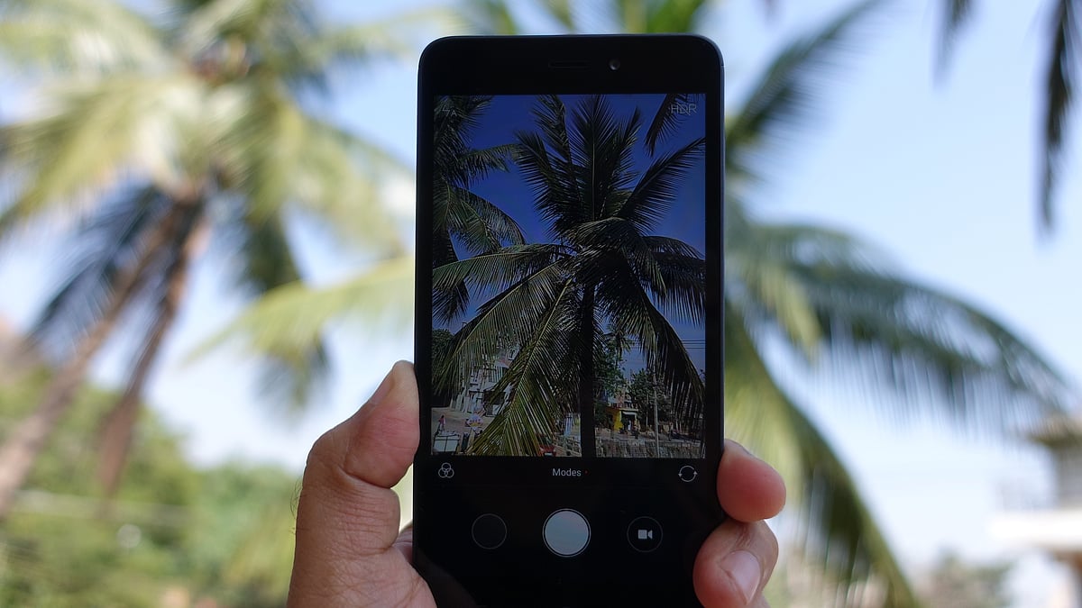 TecQ: Moto G5 Plus, Redmi 4A, Creative, Samsung Galaxy S8 & More