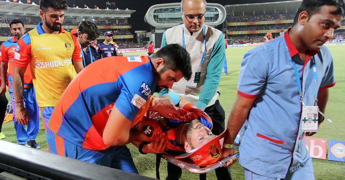 Gujarat’s Andrew Tye Ruled Out of IPL Due to Dislocated Shoulder