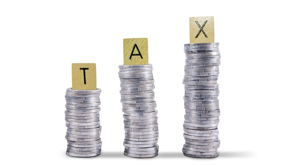 Government Exceeds Tax Collection Target, Mops Up Rs 17.10 Lakh Cr