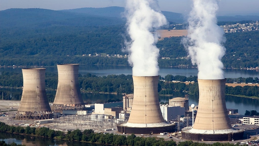 Govt Clears Proposal to Build 10 New Atomic Reactors