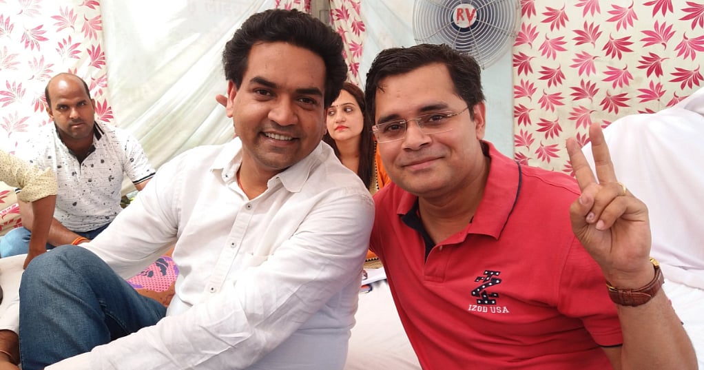 Meet Neil Haslam, The Man Behind Kapil Mishra’s AAP ‘Exposé’