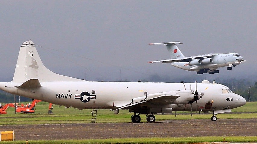 Chinese Jets Intercept US Surveillance Plane Over South China Sea
