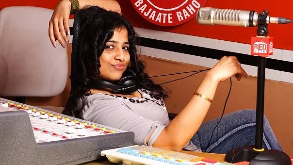 RJ Malishka Takes a Dig at BMC Again in New Mumbai Rain Parody