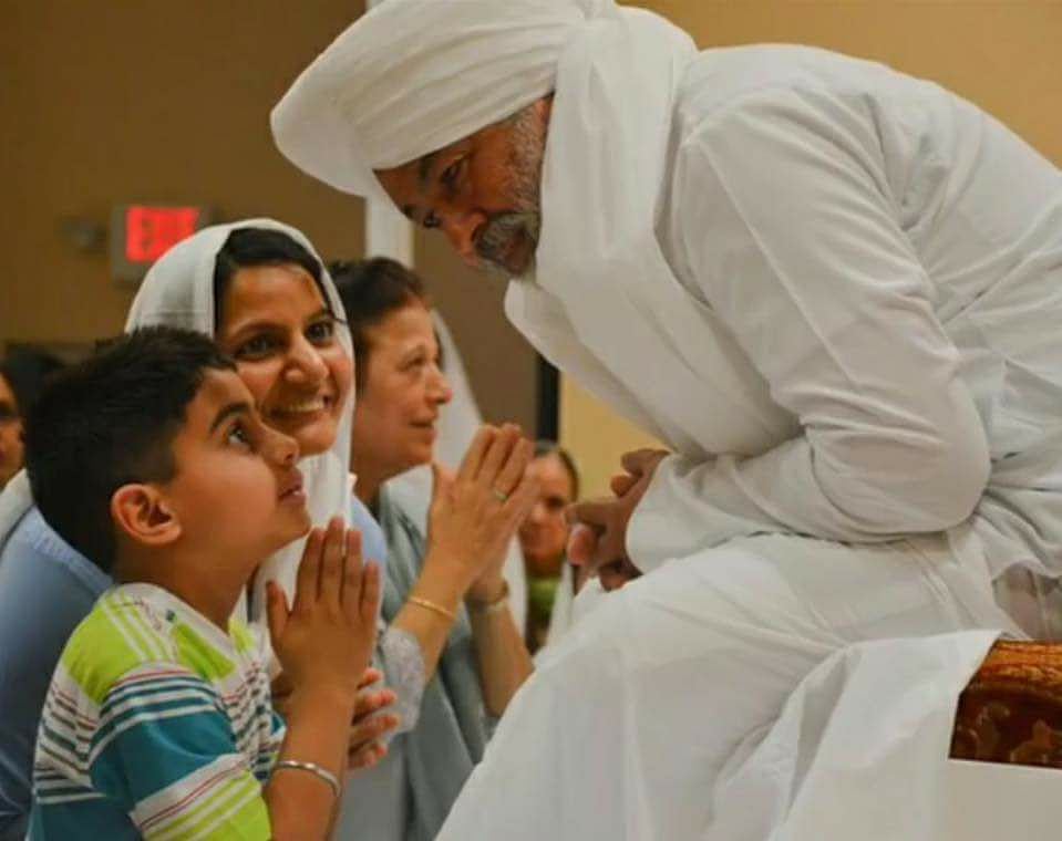 Decoding The Dera Culture: An Alternative to Mainstream Sikhism