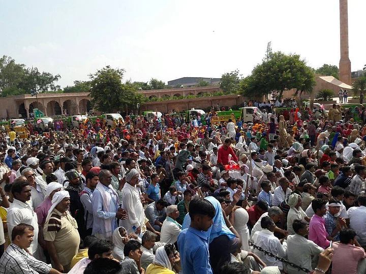 Decoding The Dera Culture: An Alternative to Mainstream Sikhism