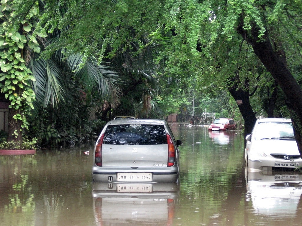 Car Stuck in the Floods? Here’s What You Can Do