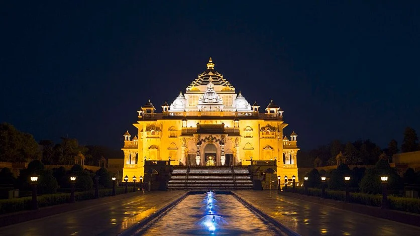 2002 Akshardham Temple Attack in Gujarat: Accused Absconding for 16 ...
