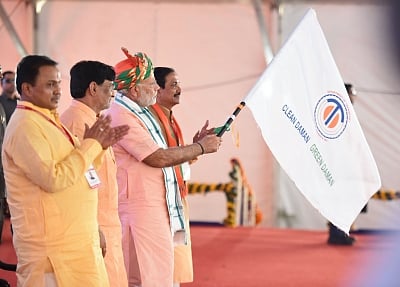 PM flags off first flight from Daman & Diu to Ahmedabad