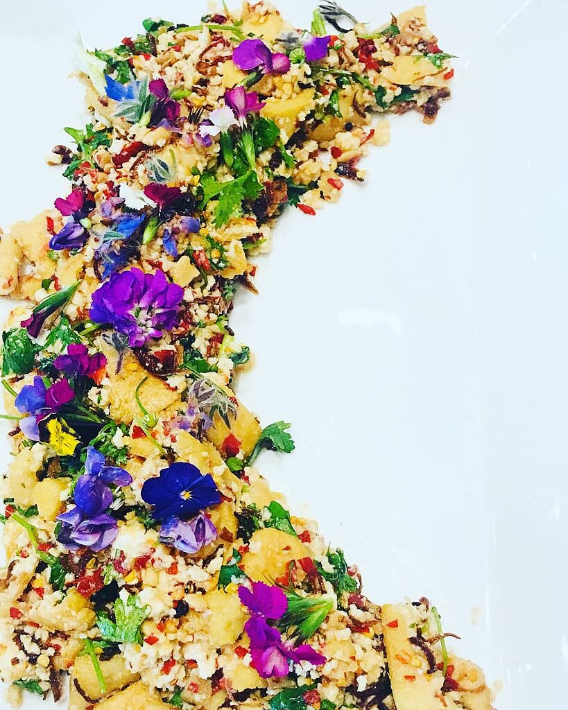 How to Cook With Flowers and Treat Them Before Cooking