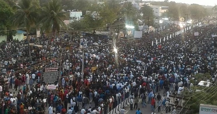 Thousands Come Out to Protest Sterlite Copper Plant in Thoothukudi