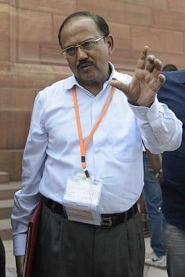 India's all-powerful defence panel meets to fast track military purchases