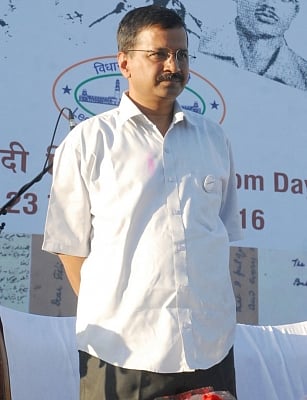 Kejriwal opens Barapullah Phase-II elevated road for public